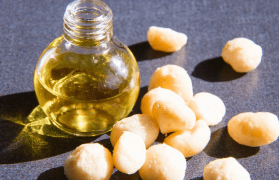 Health Benefits Of Macadamia Nuts Explained | Maple Holistics | Real ...