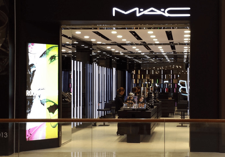 MAC Cosmetics Review 2018: Mac It Up With Mac!