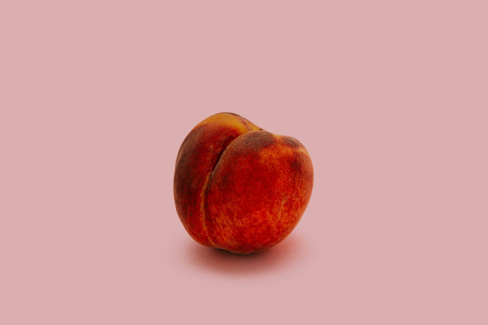 Health Benefits Of Peach Kernel Essential Oil: Life Is Peachy!